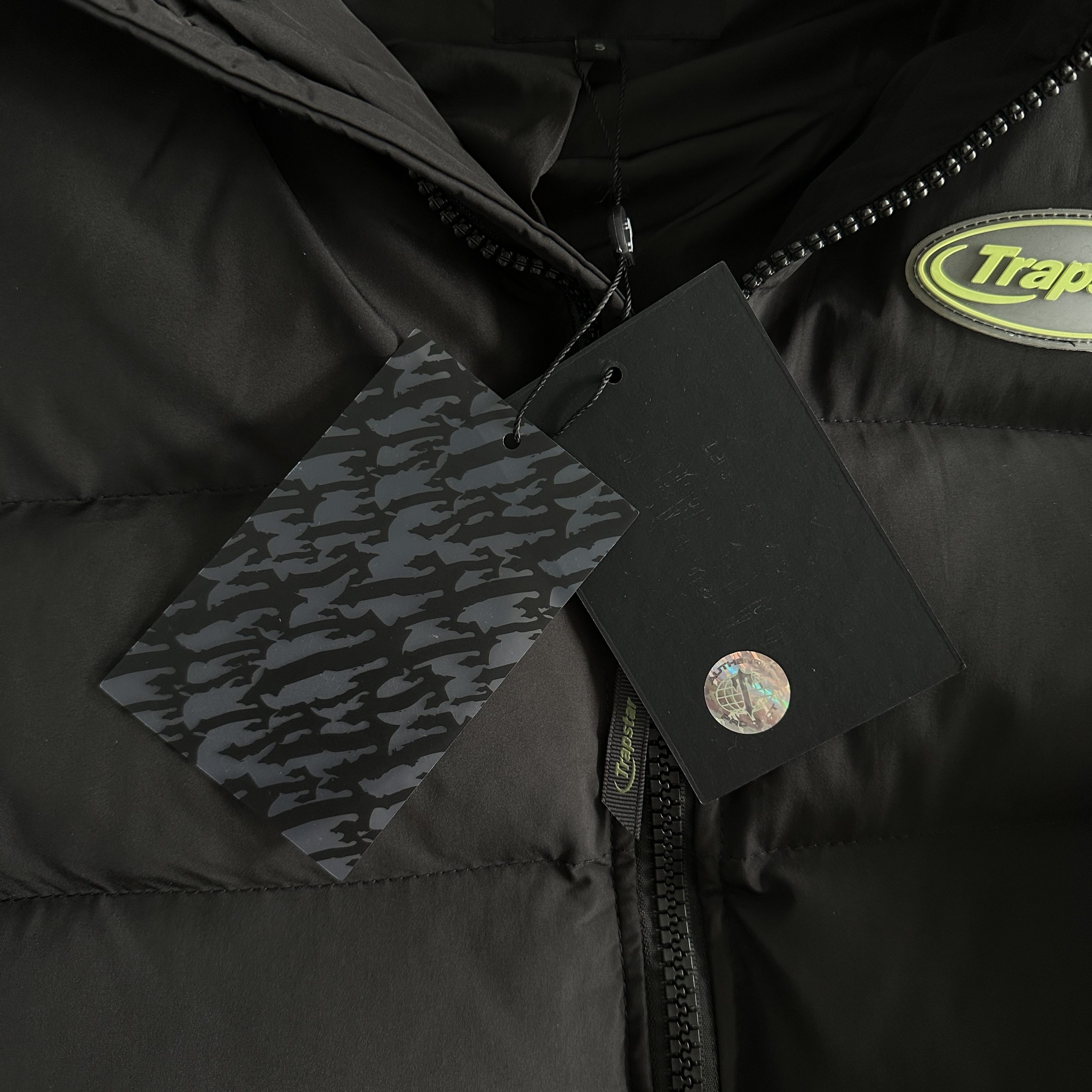 Trapstar hyperdrive detachable hooded puffer jackst-fluorescent green ...