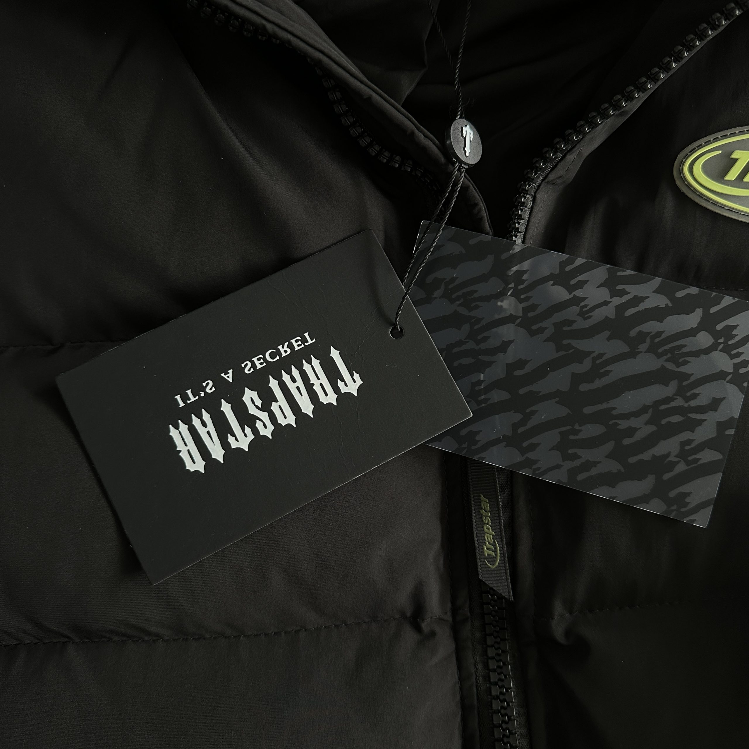 Trapstar hyperdrive detachable hooded puffer jackst-fluorescent green ...